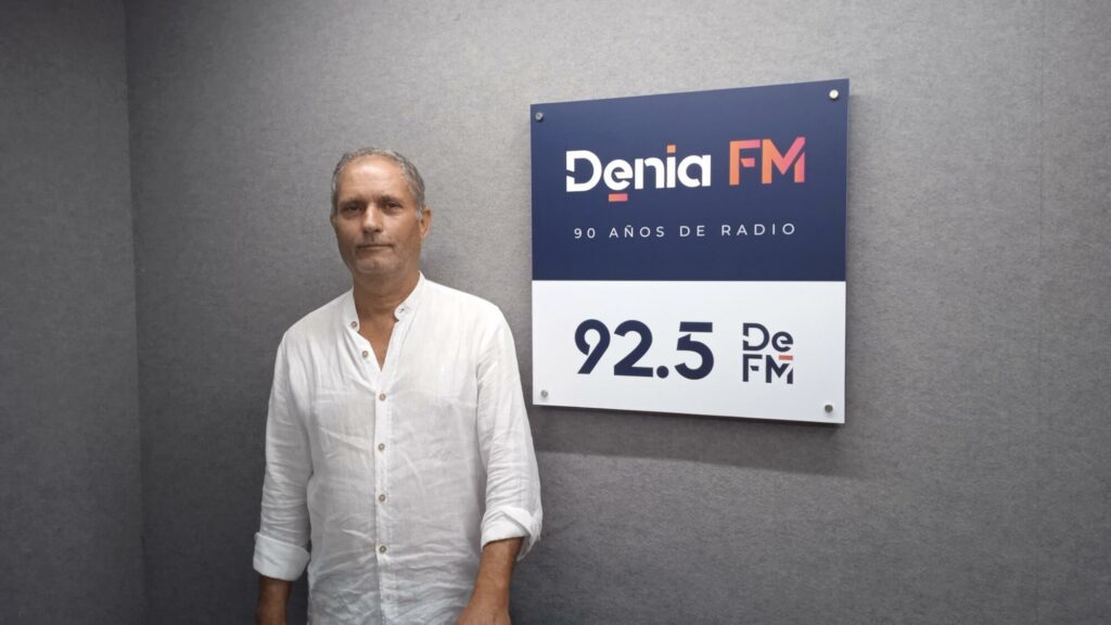 Toni Marí: "El hierro es un material tan noble que dialogo con él ...